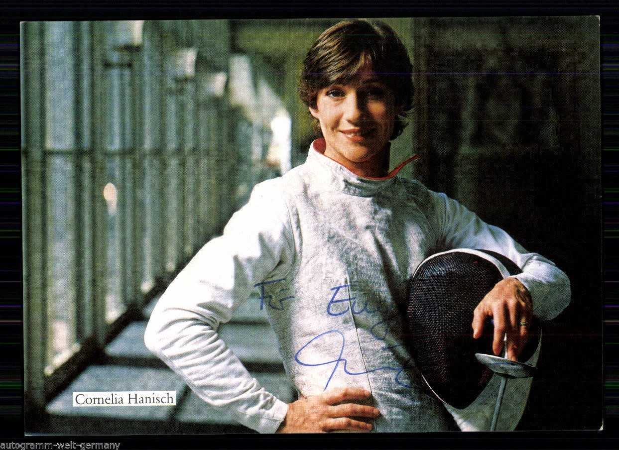 Cornelia Hanisch | Playing Pasts