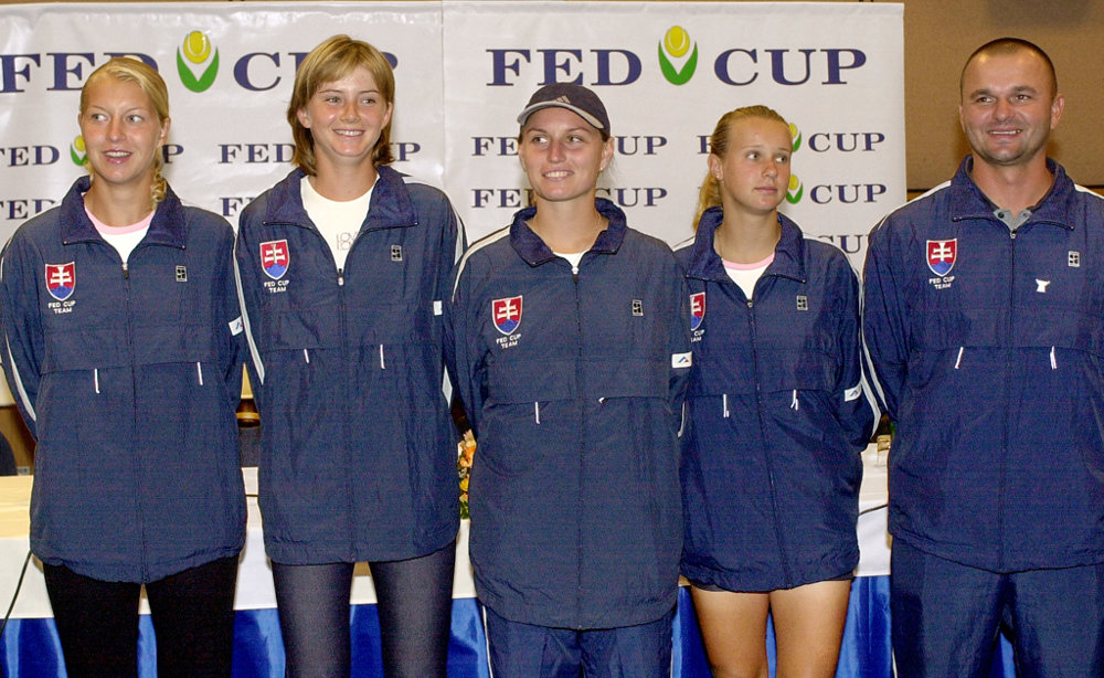 Lenka DLHOPOLCOVA next to coach Peter Vajda | Playing Pasts