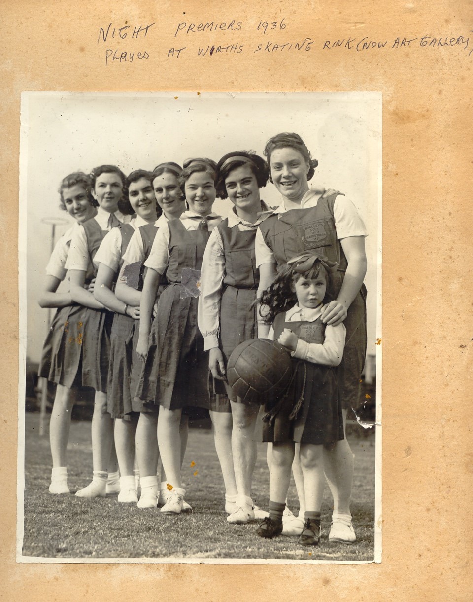 ‘On the Field with the Coyness of Debutantes’:Uncovering the Hidden ...