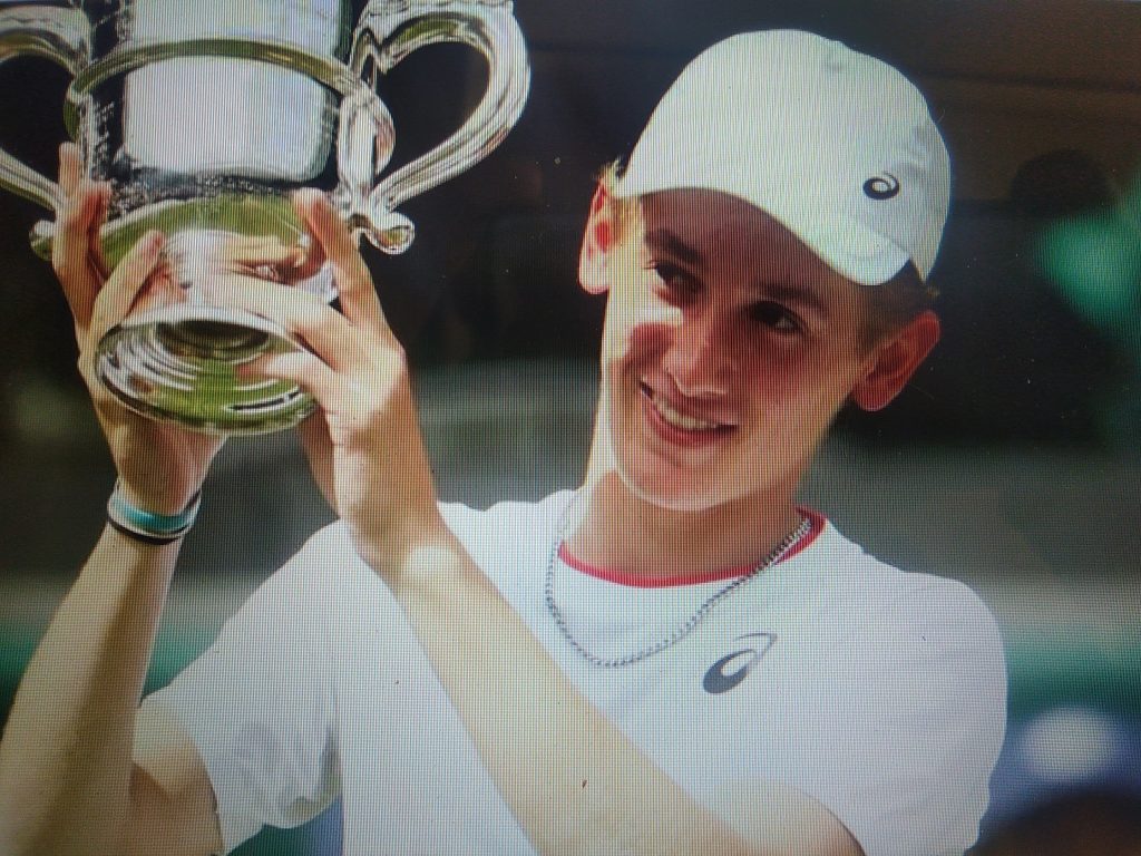 Briton seals First Boys’ Wimbledon win since Stanley Matthews ...