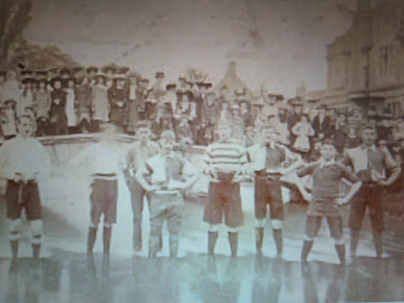 MOB RULES! The Bourton River Match and other forms of ‘Mob Football ...