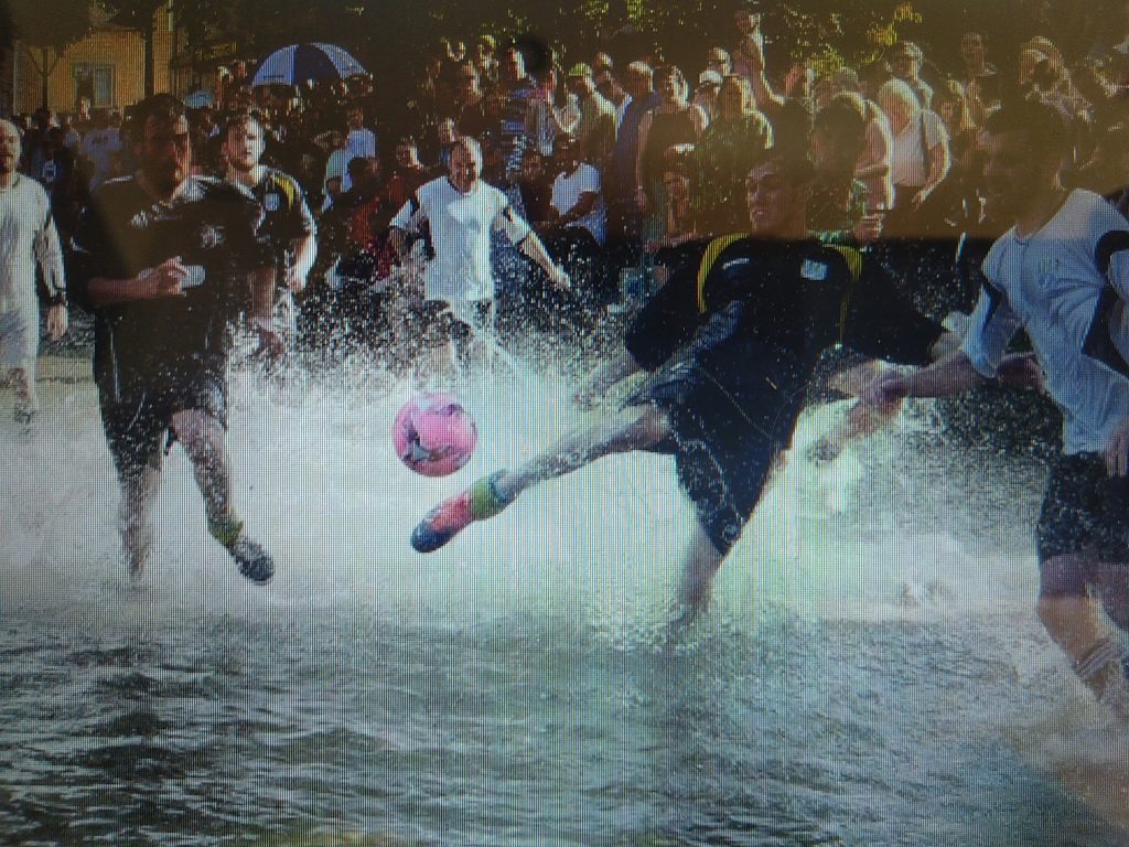 MOB RULES! The Bourton River Match and other forms of ‘Mob Football ...